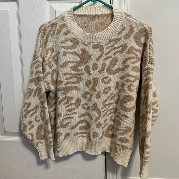 Sweaters | Oversized Cheetah Print Sweater | Poshmark